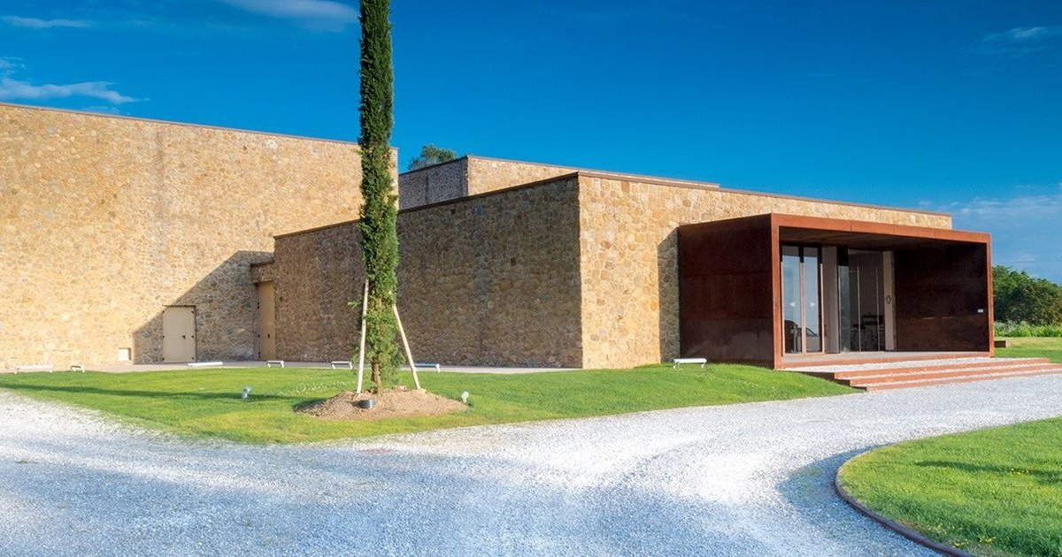 Visit Icario Estate in ⇾ Montepulciano | Wine Paths