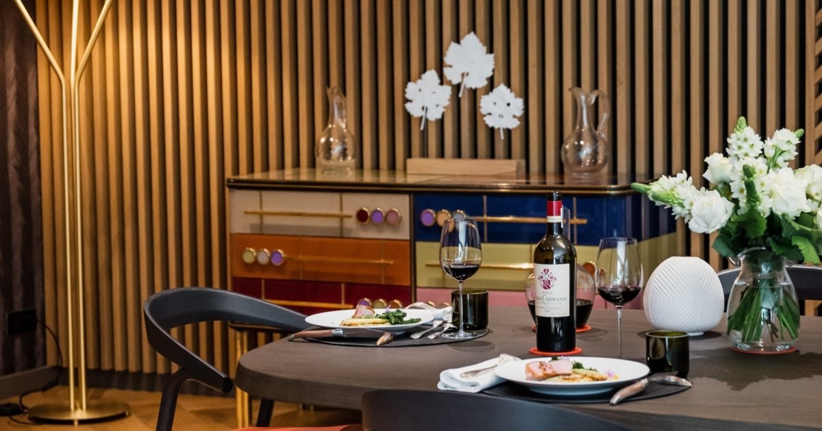 Reception at La Maison Cardinale (⇾ Saint-Emilion) - La Maison ...