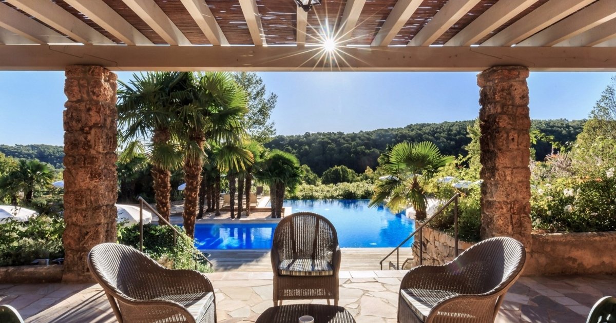 Luxury wellness and gourmet stay in Provence, France | Wine Paths