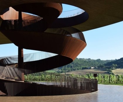 Wine Tasting Holidays | Luxury Wine Tours & Distillery Tours | Wine Paths