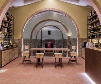 Wine Tasting Holidays | Luxury Wine Tours & Distillery Tours | Wine Paths